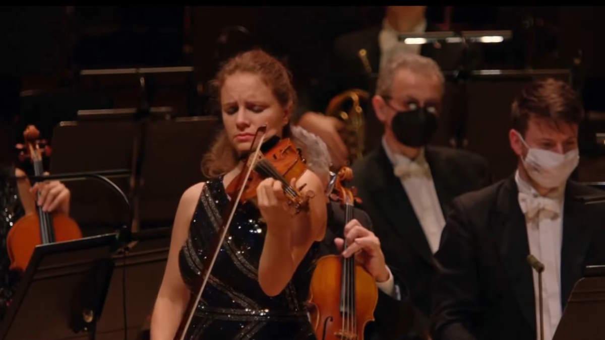 Mozart: Violin Concerto No. 4 [Julia Fischer] - andantemoderato.com