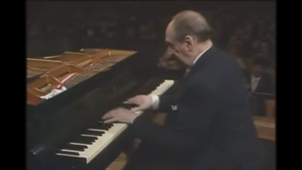 Vladimir Horowitz plays Chopin: Polonaise in A-Flat Major, Op. 53 ...